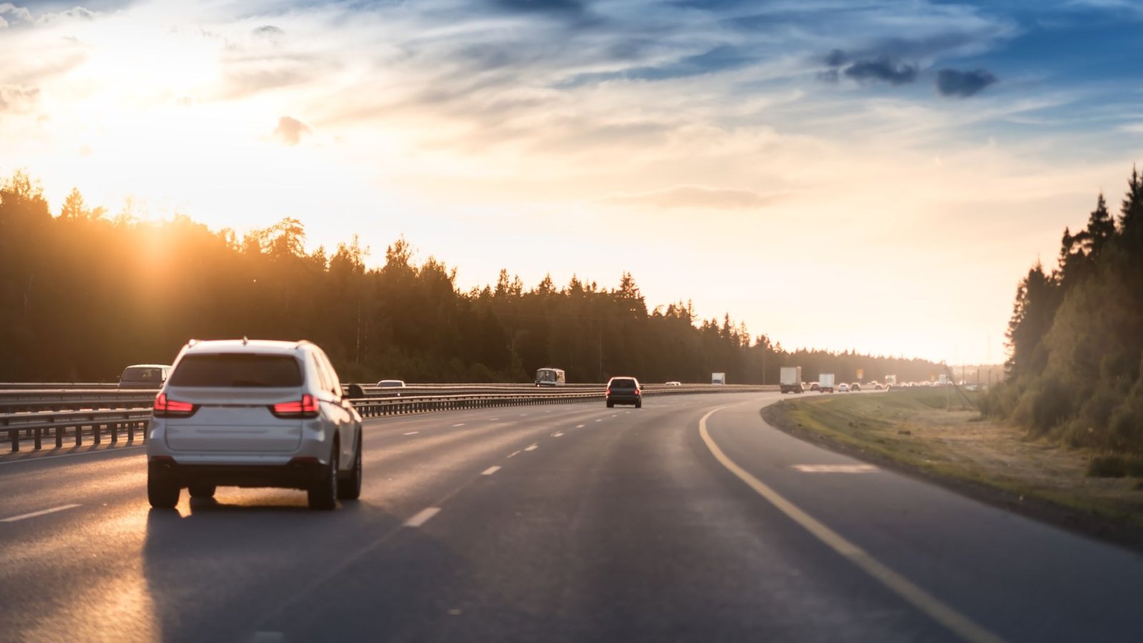 How to Drive Fuel-Efficiently on Highways